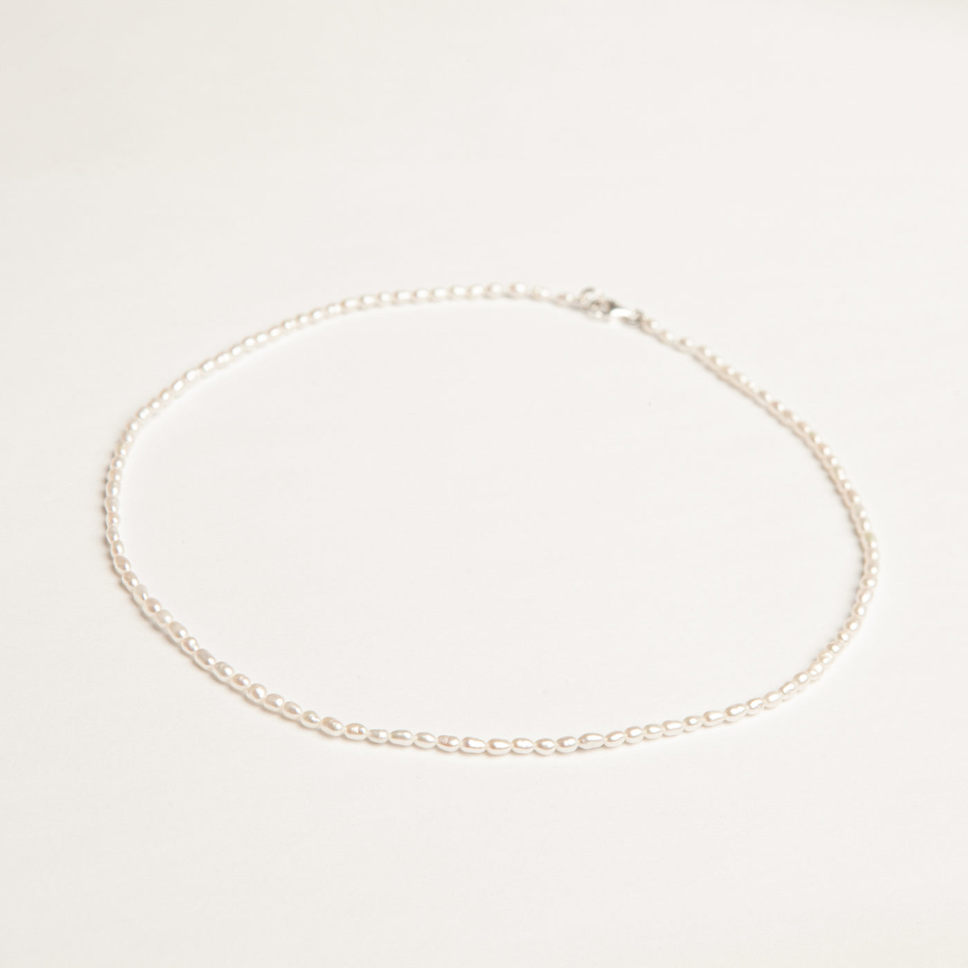 Collier mini perles d'eau douce